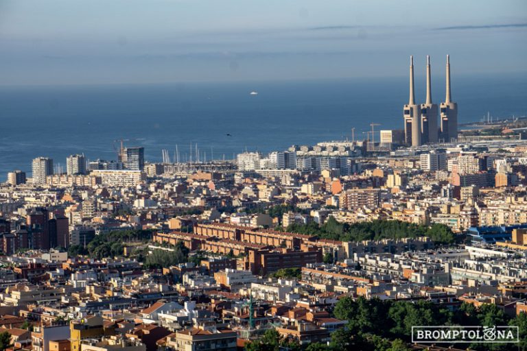 Ruta en bici per la costa de Badalona | Bromptolona